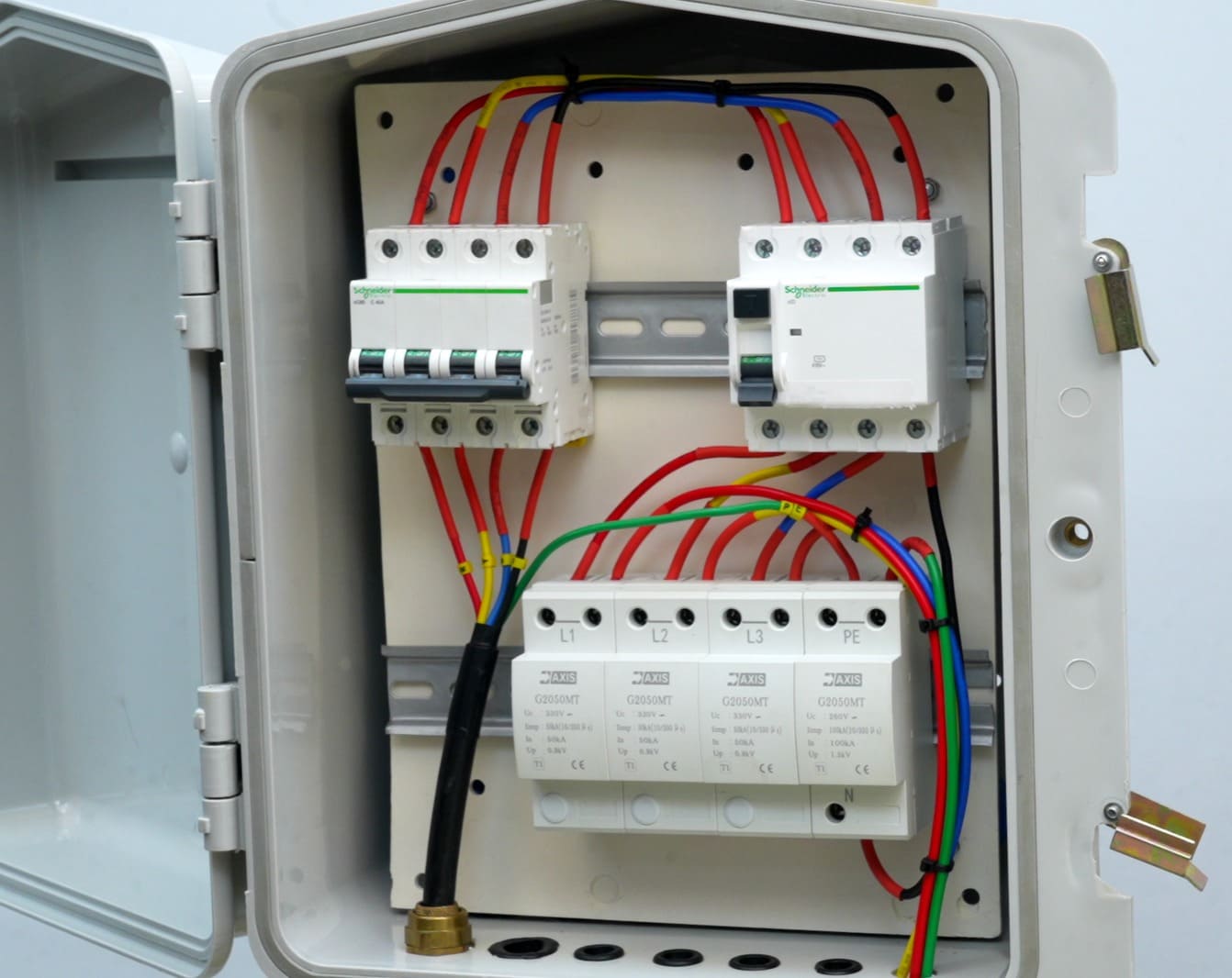 Install a Surge Protection Device (SPD) in 5 Steps!