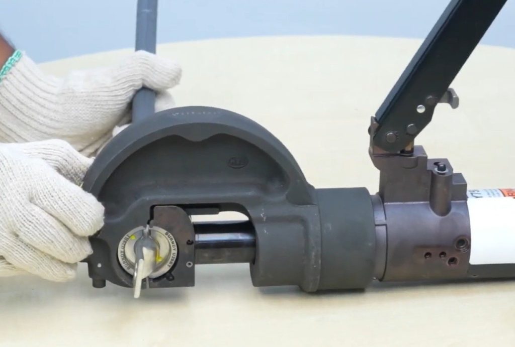 List of right tools for MV Covered Conductor Installation!